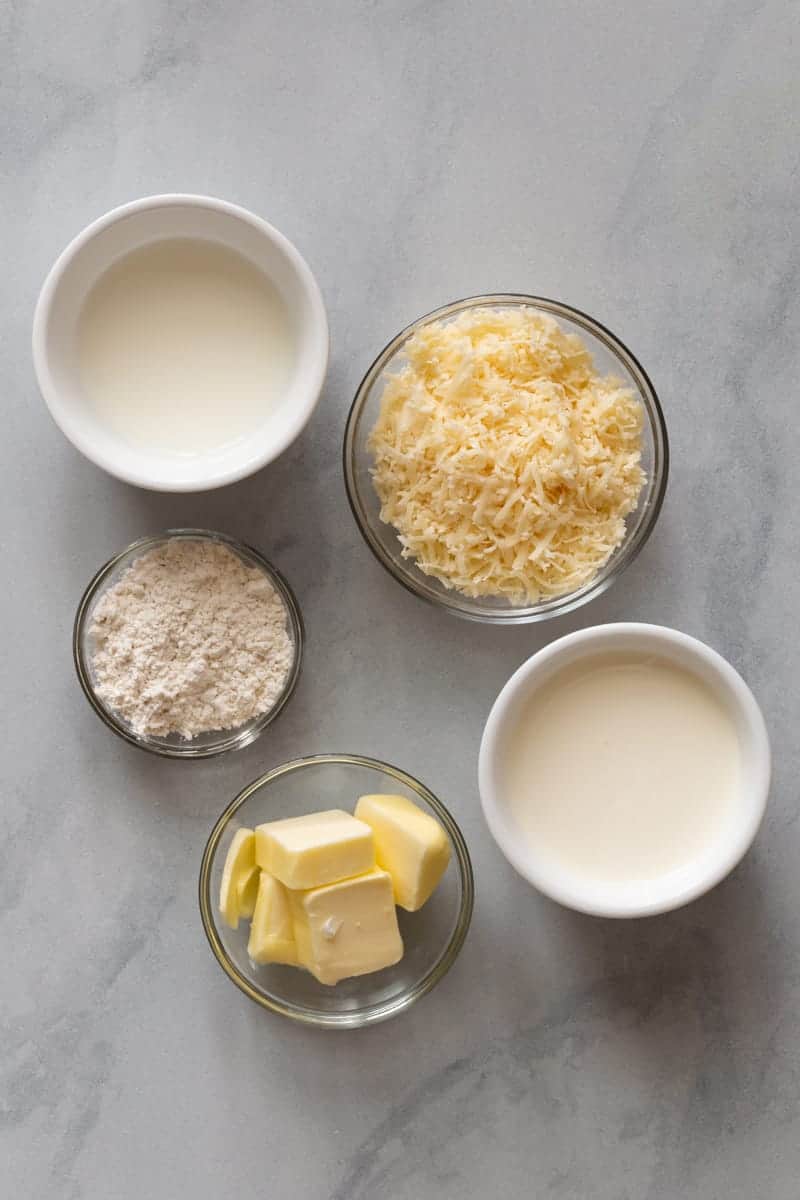 Quick Parmesan Cream Sauce Recipe - Sauce Fanatic