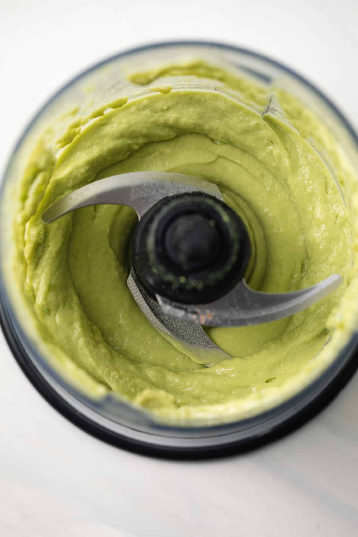 Creamy Avocado Mayo - Sauce Fanatic
